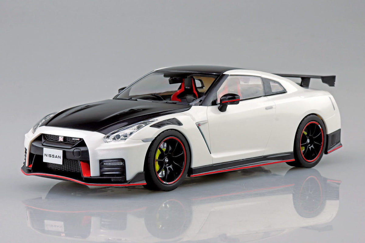 Aoshima Model Kits Rakupla Snap Car: Nissan - 02Bw R35 Nissan Gtr Nism ...